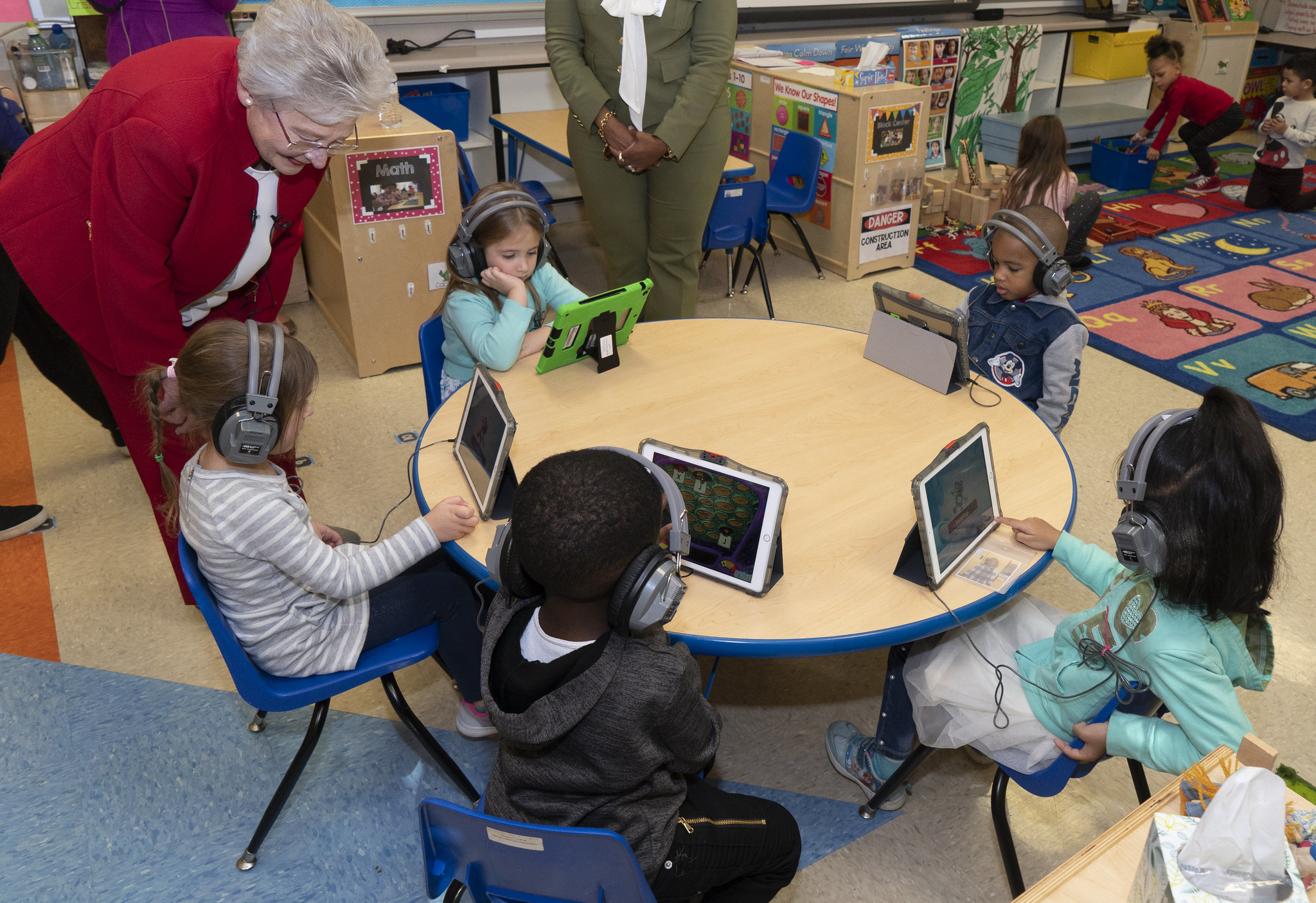 Governor Ivey Announces Alabama First Class Pre K Program Adding 55 New 