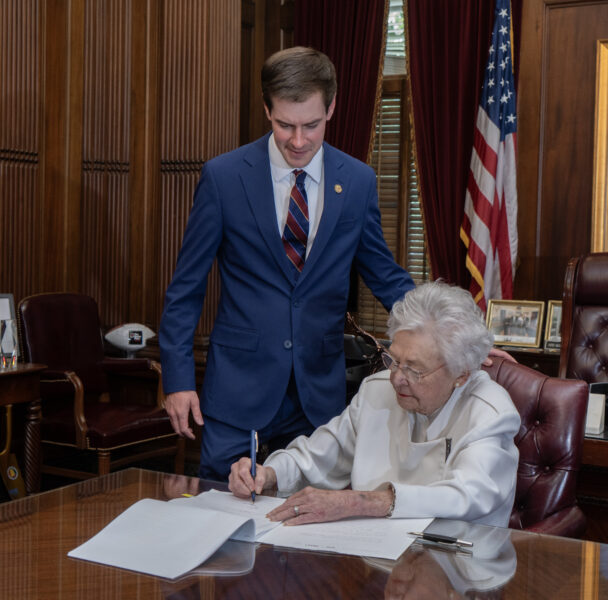 Governor Ivey Reminds Alabamians State Grocery Tax Holiday Begins Today
